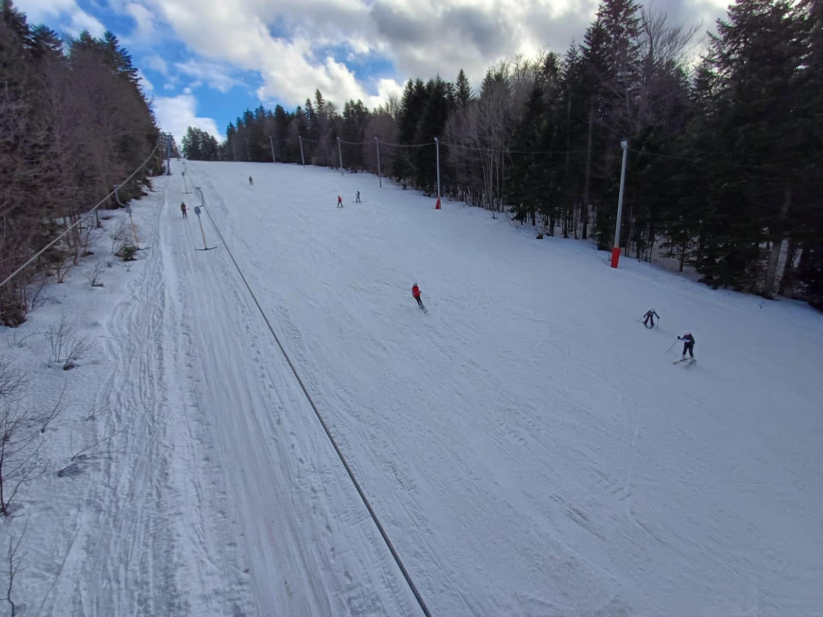 KSC Kakanj napravio presjek ski sezone: Na Ponijerima je 170 skijaša dnevno